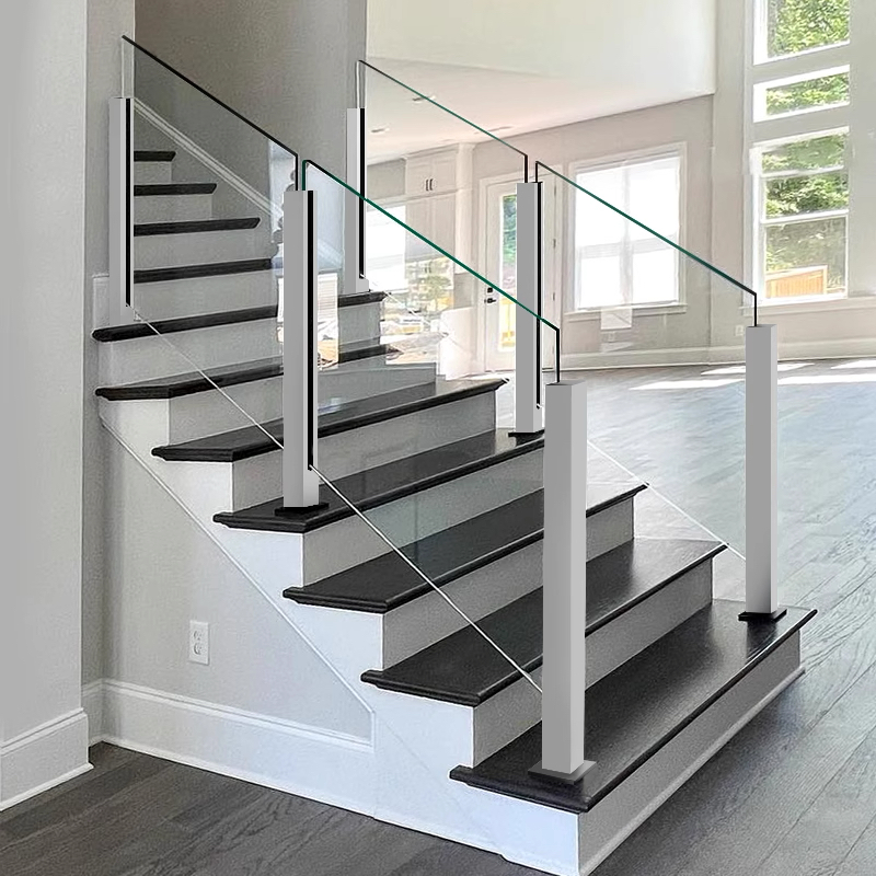 Indoor Glass Gallery – Aluminum & Glass Railings